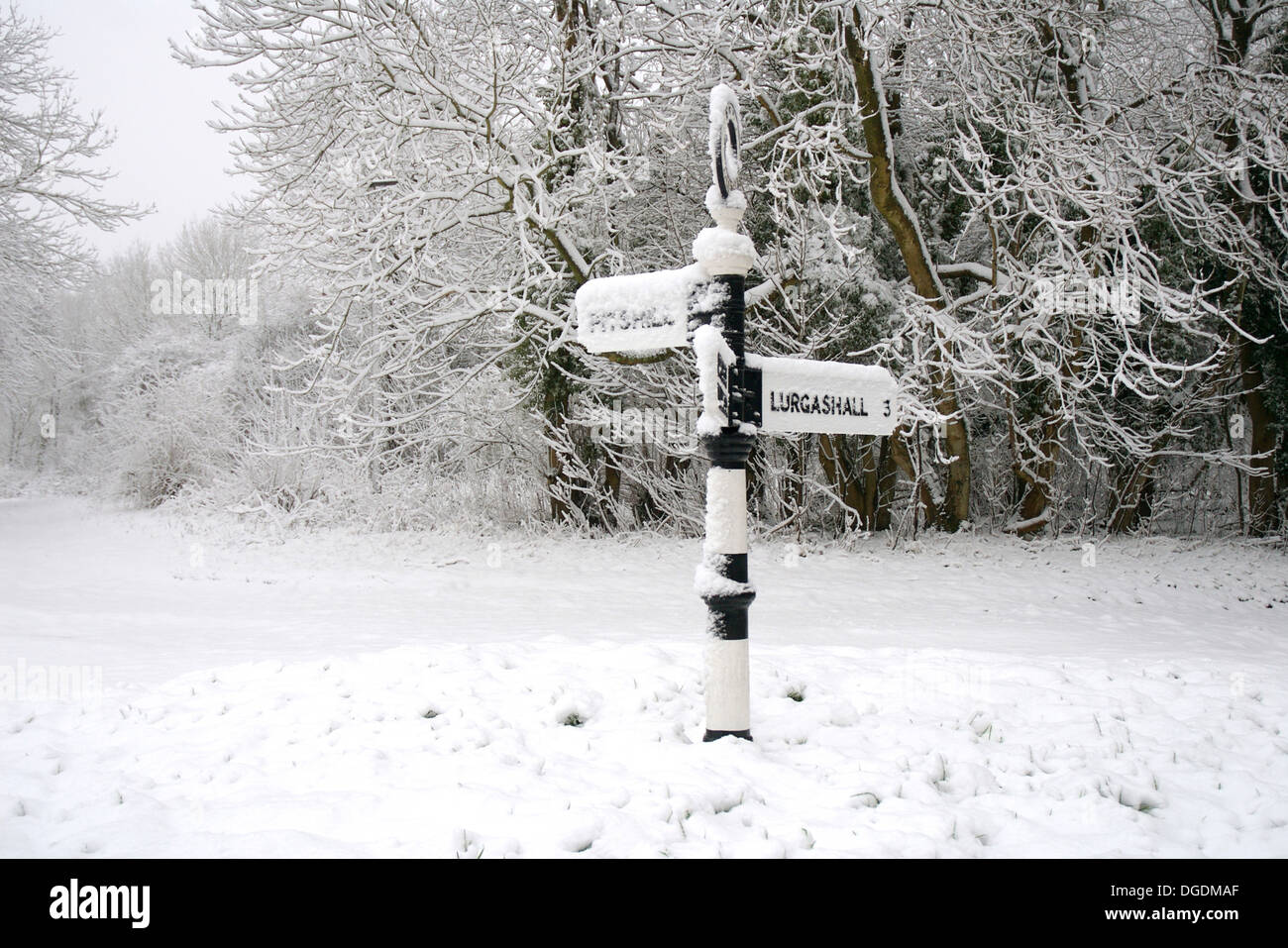 A snowy country scene in the UK Stock Photo - Alamy