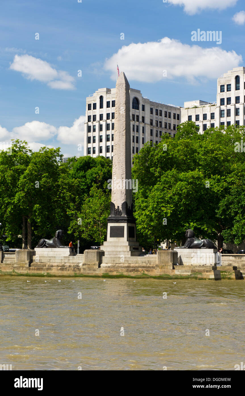 Obelisk london hi-res stock photography and images - Alamy