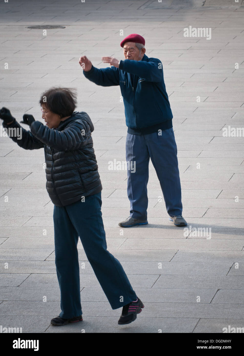 Exercise park beijing hi-res stock photography and images - Alamy