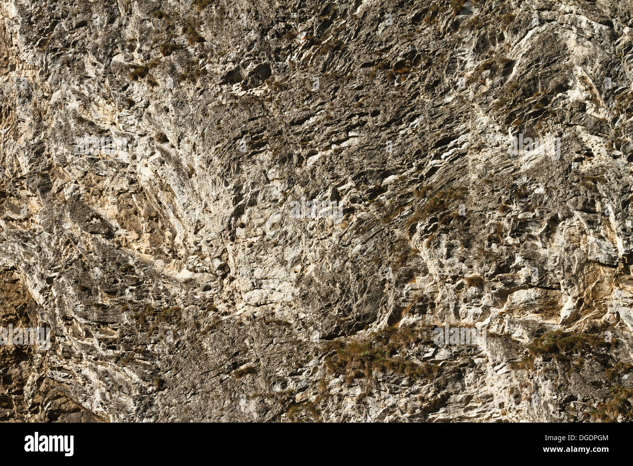 Geology rock cross section mountain hi-res stock photography and images ...