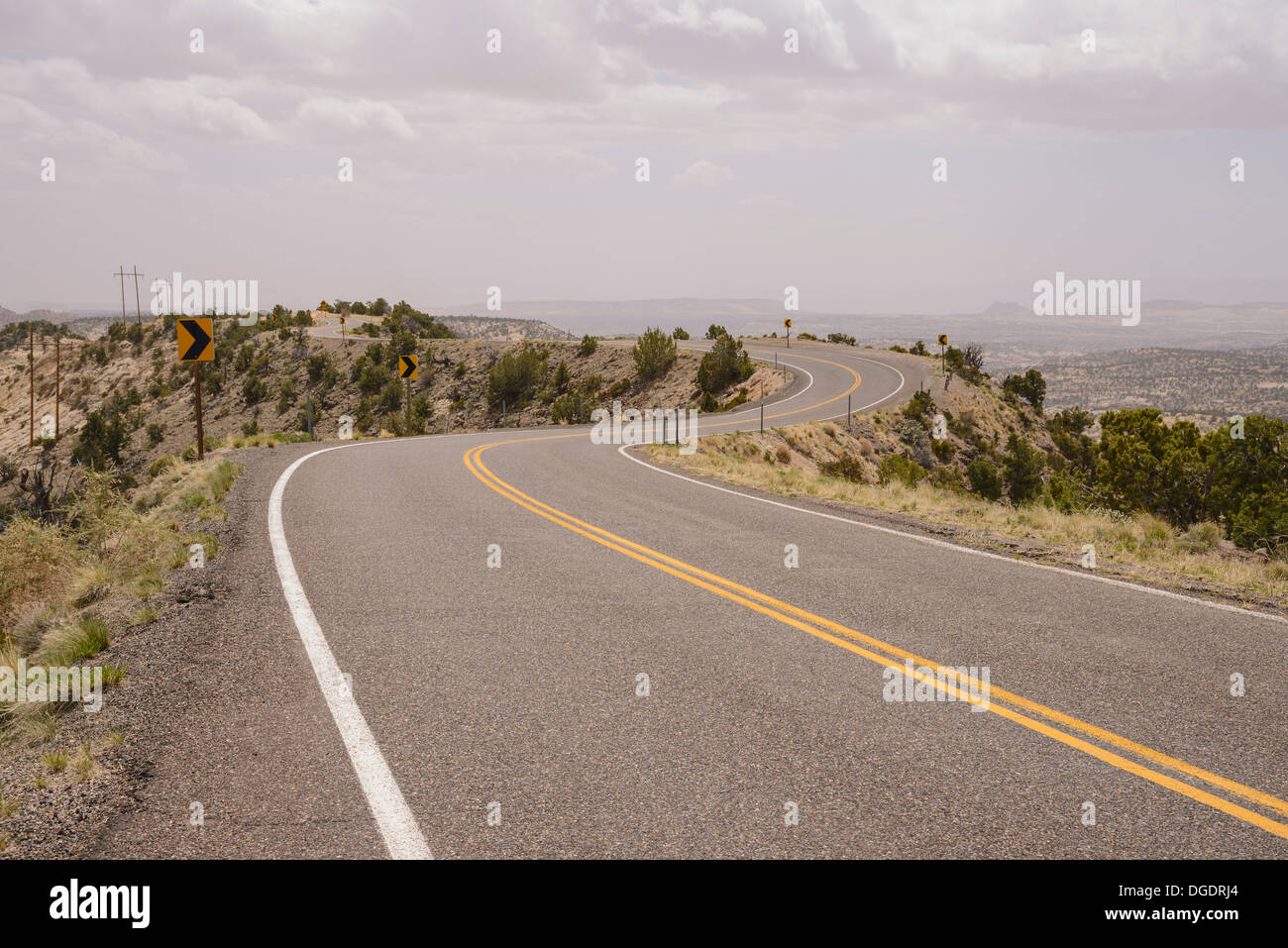 Road along the tops, Hogback Ridge, Scenic Byway 12, Utah, USA Stock ...
