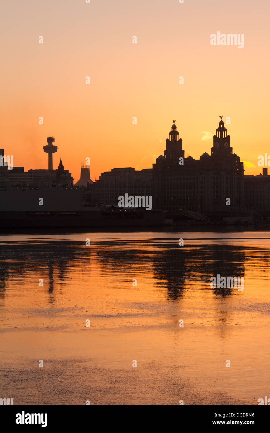 Liver building Liverpool sunrise Stock Photo - Alamy
