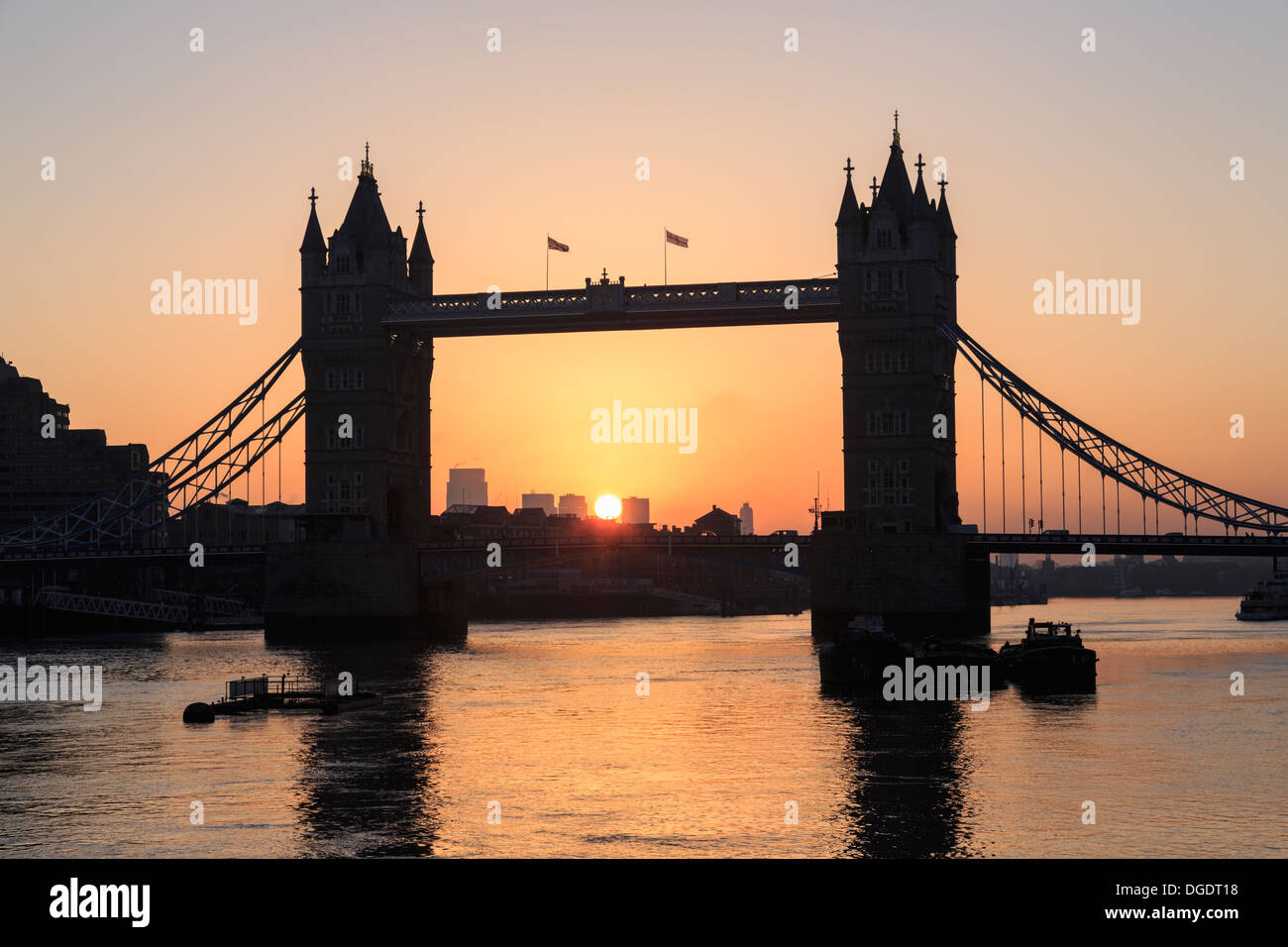 London Tower Bridge at sunrise England Stock Photo - Alamy