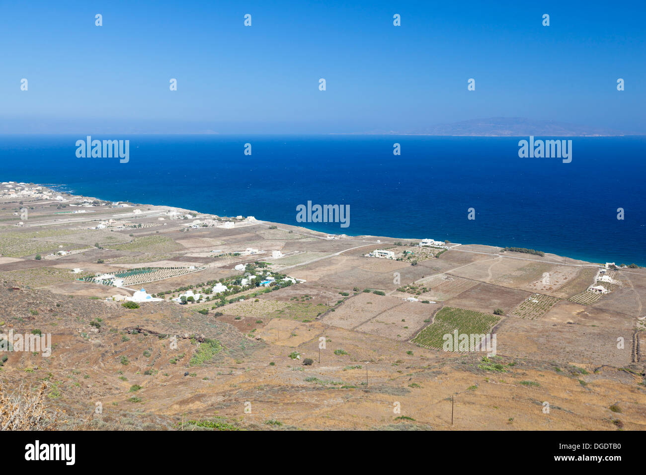 Northeastern coastal landscape in Santorini, Greece Stock Photo - Alamy