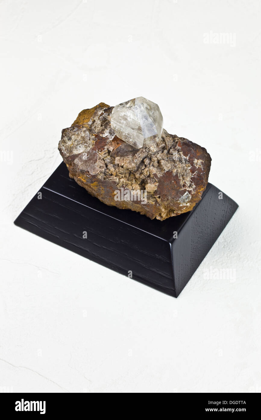 Crystal stone hi-res stock photography and images - Alamy