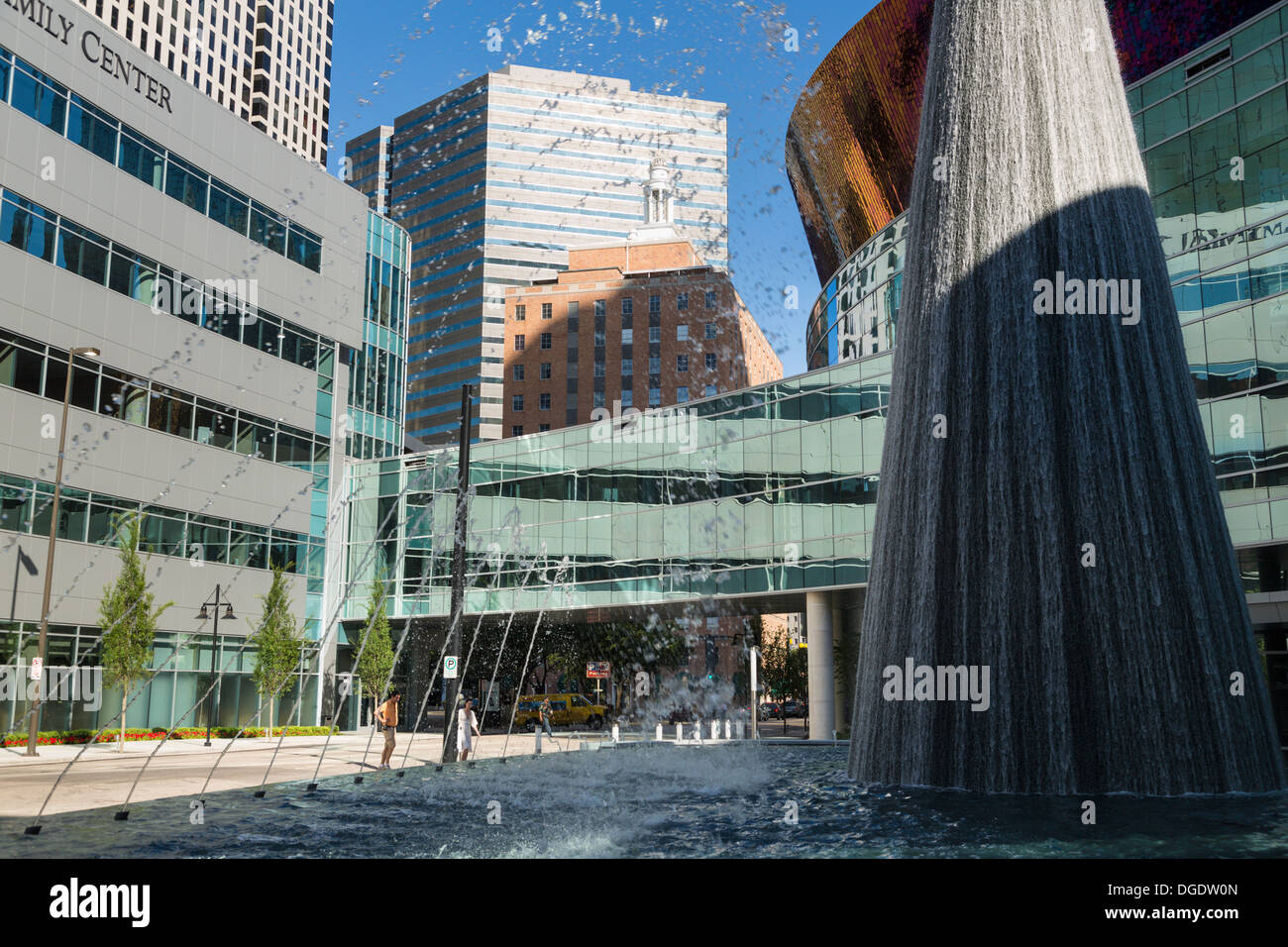 Campus fountain First Baptist Church Dallas Texas USA Stock Photo - Alamy Campus fountain First Baptist Church Dallas Texas USA Stock Photo - Alamy