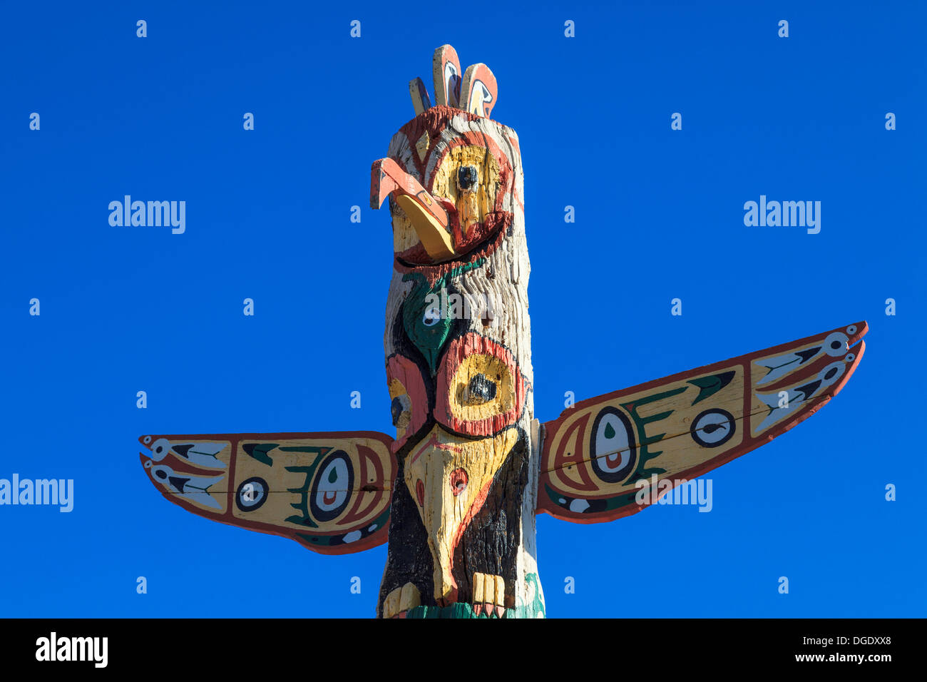 Replica red Indian Totem Pole indicating American eagles, Colorado, USA ...