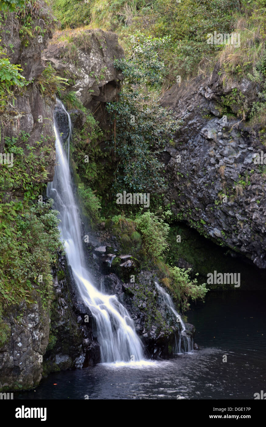 Hanawi waterfall hi-res stock photography and images - Alamy