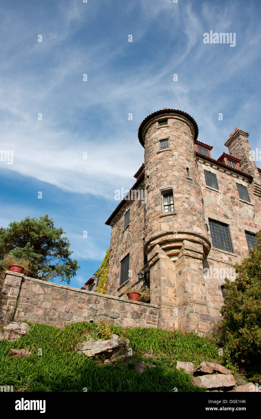 New York, St. Lawrence Seaway, Thousand Islands. Singer Castle on Dark ...