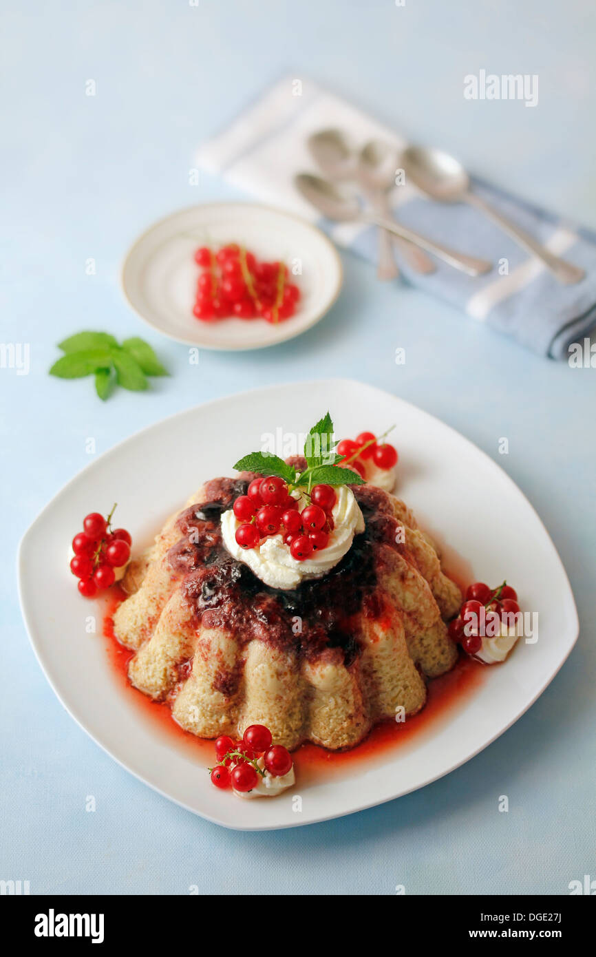 Red currants flan. Recipe available Stock Photo - Alamy