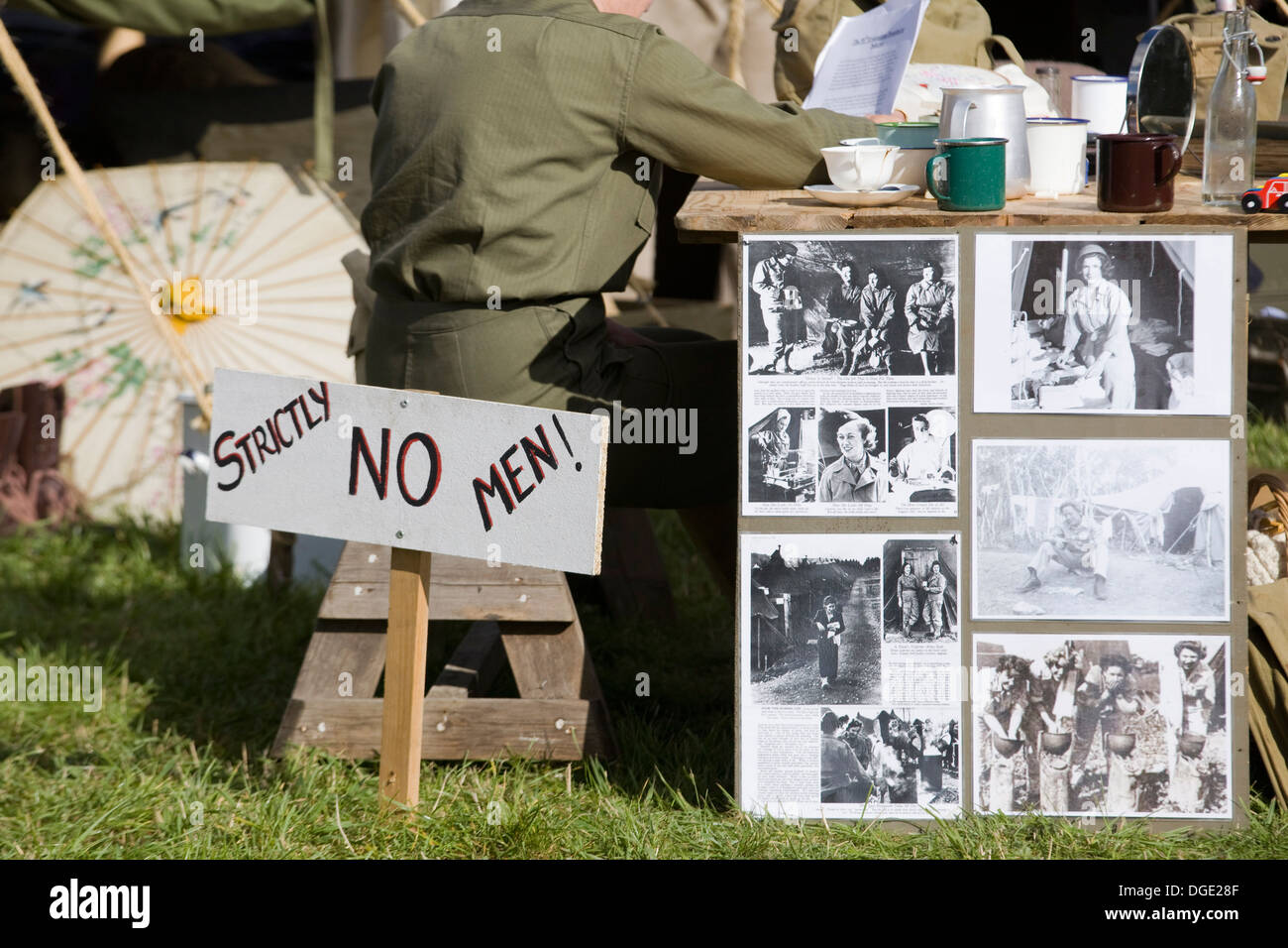 Victory Show at Cosby "Stickily no Men" Sign and Photos Stock Photo - Alamy