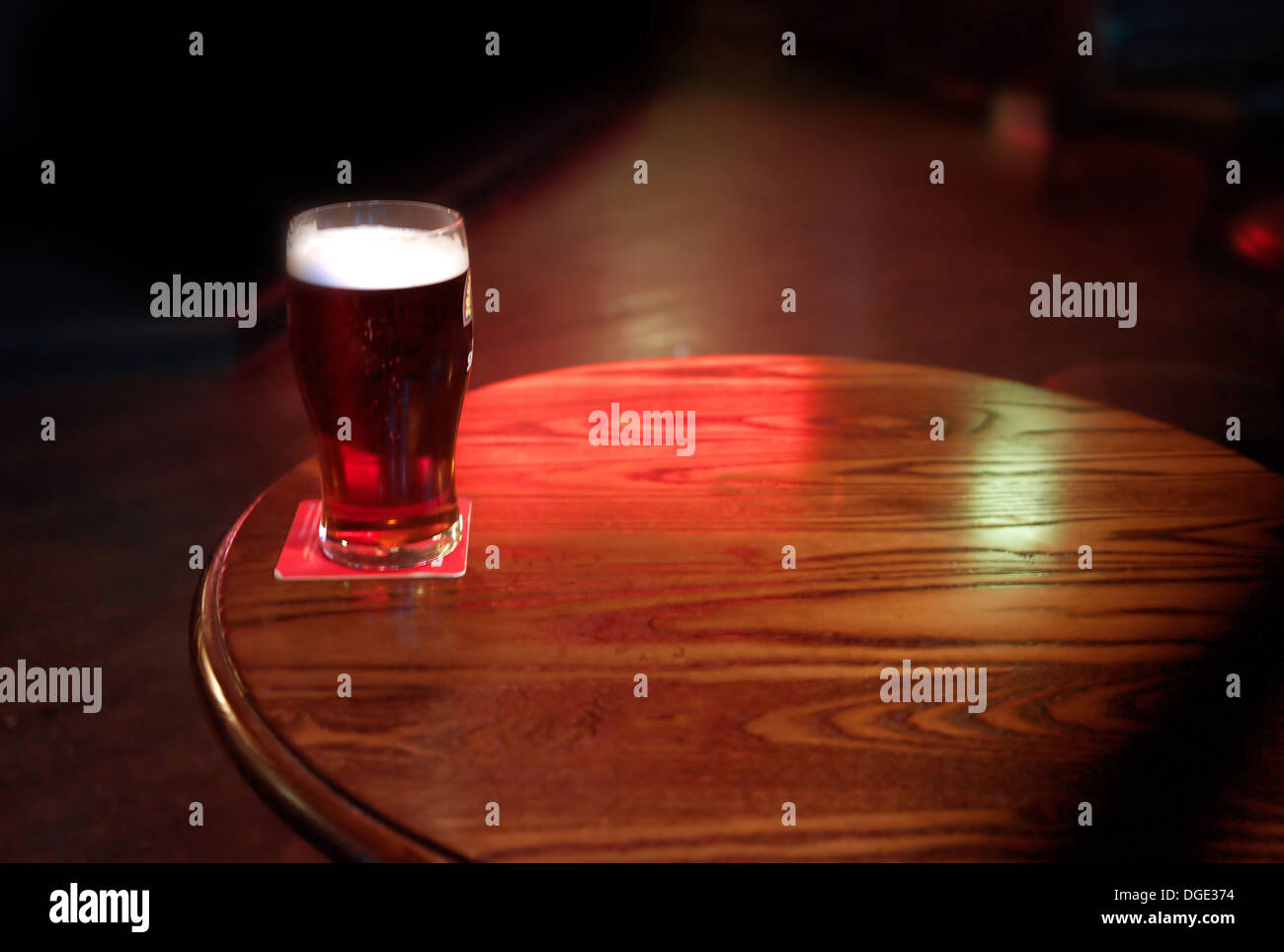 Pint of real ale hi-res stock photography and images - Alamy