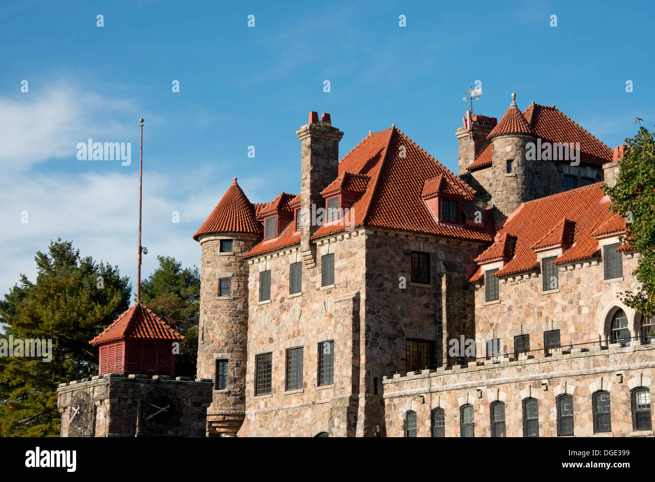 New York, St. Lawrence Seaway, Thousand Islands. Singer Castle on Dark ...