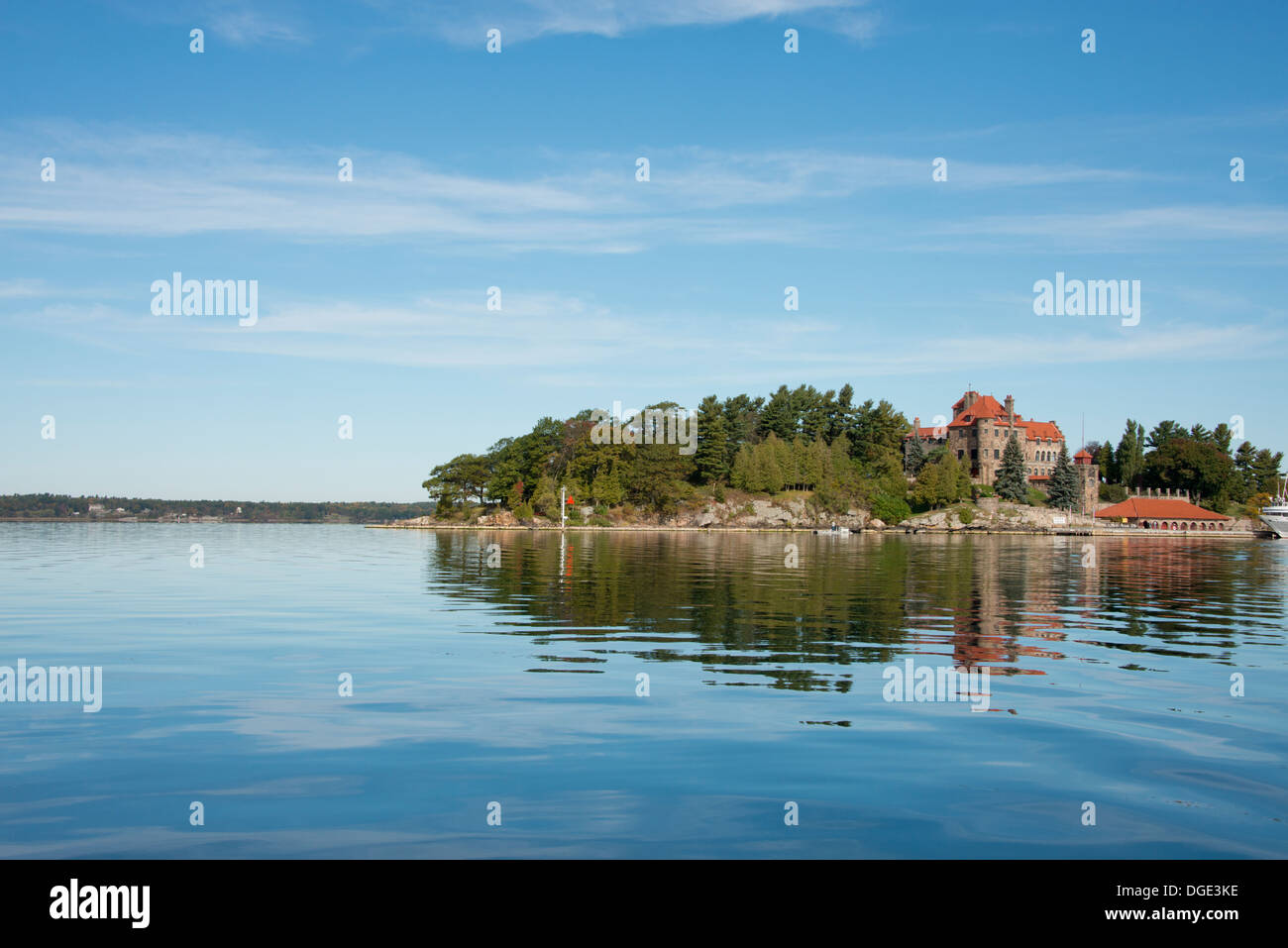 New York, St. Lawrence Seaway, Thousand Islands. Waterfront view with ...