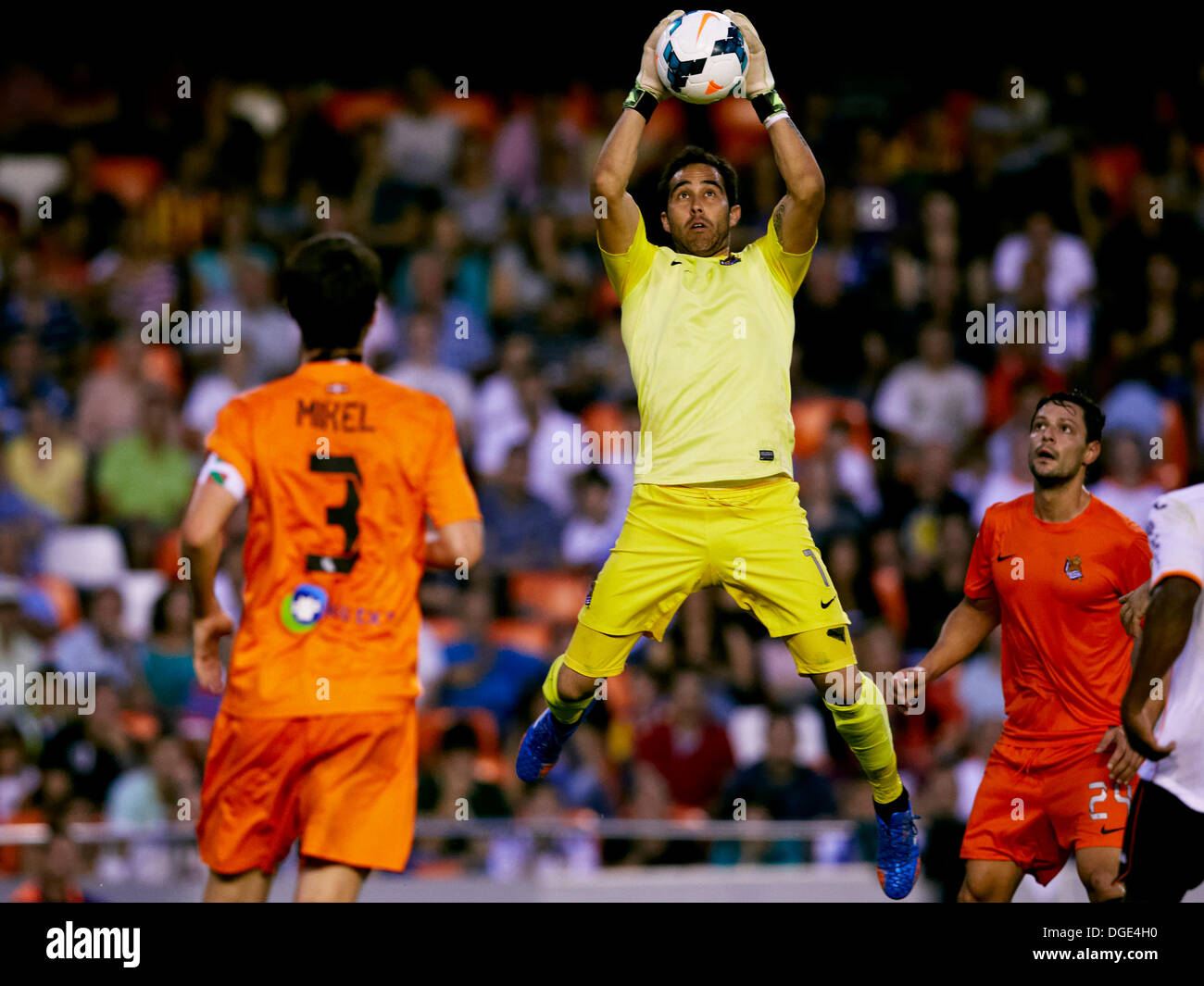 The spanish goal keeper hi-res stock photography and images - Alamy