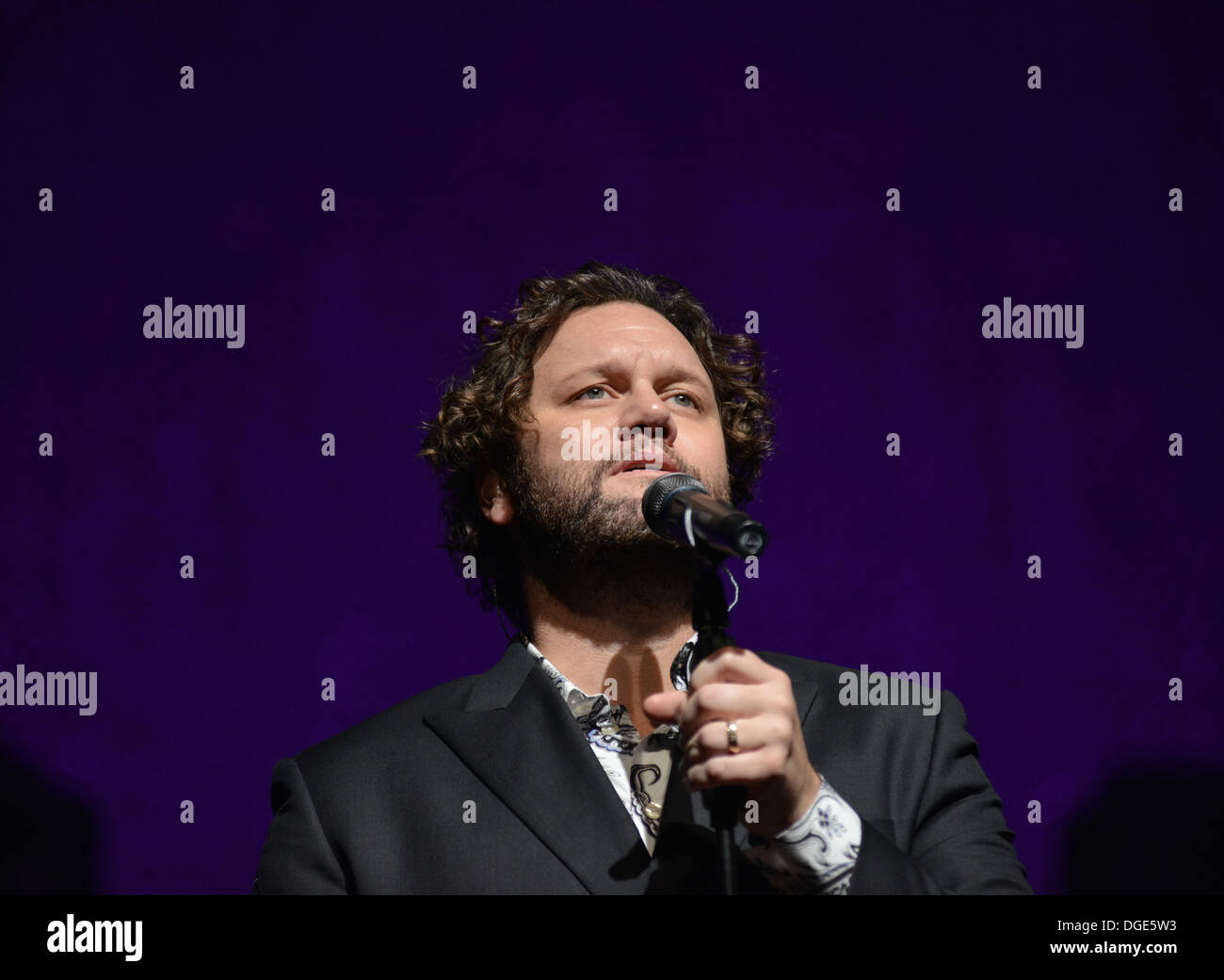 Norfolk, Virginia, USA. 17th Oct, 2013. Singer DAVID PHELPS of Gaither ...