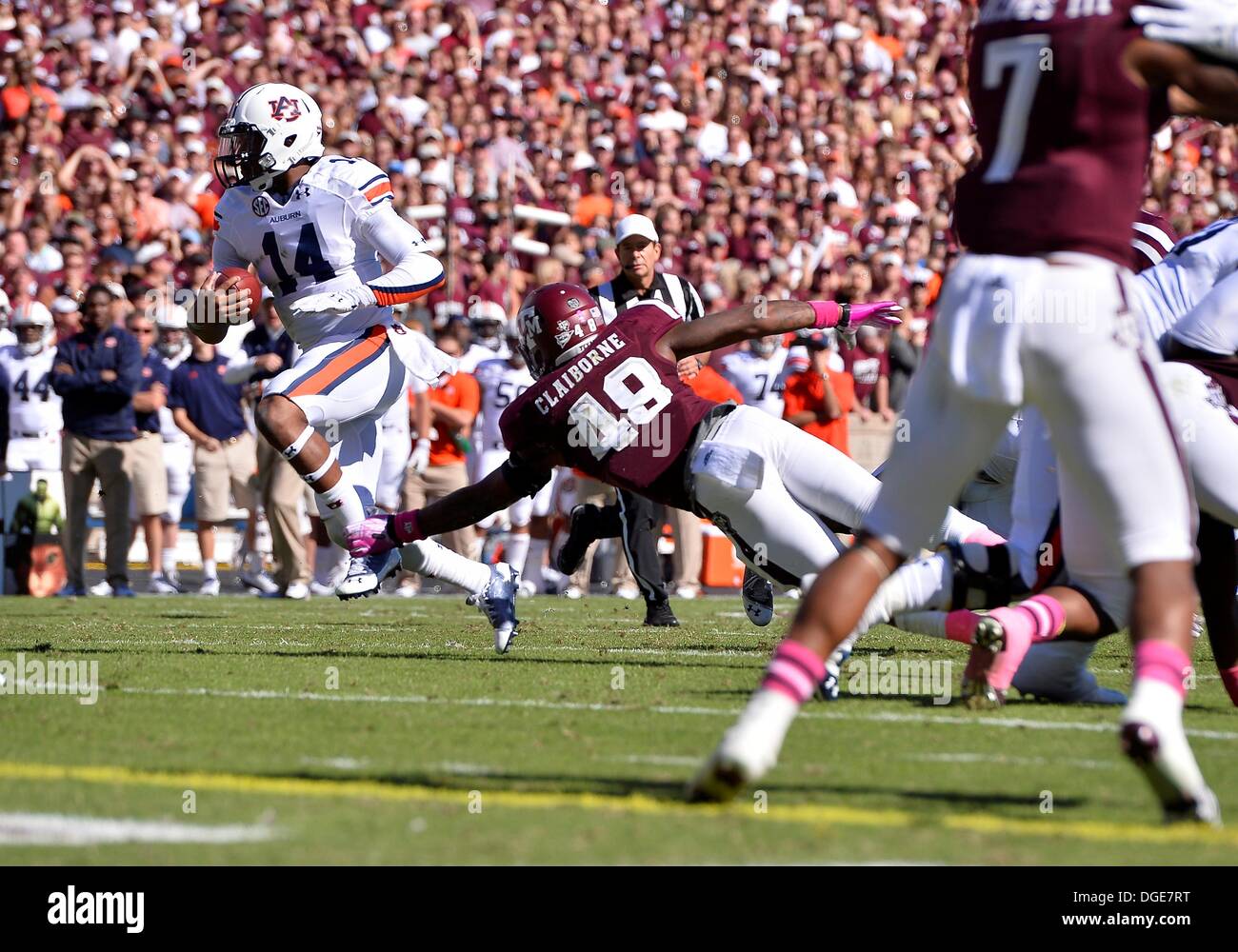 Nick claiborne hi-res stock photography and images - Alamy
