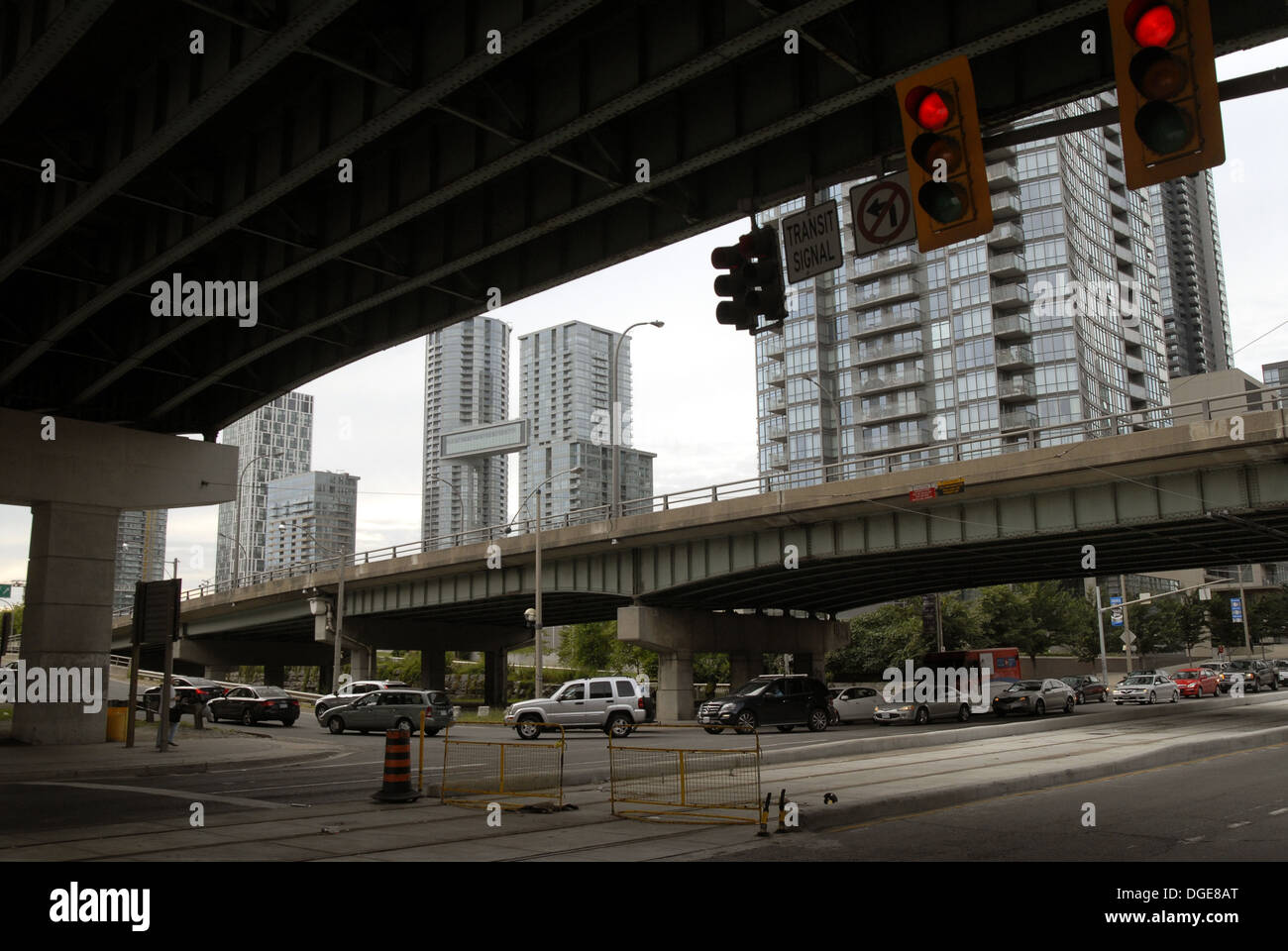 Gardiner expressway hi-res stock photography and images - Alamy