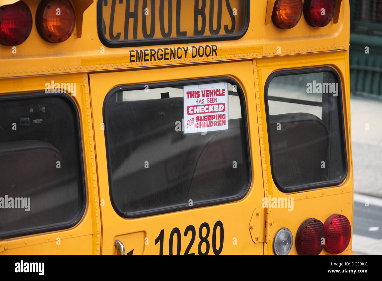 School bus emergency hi-res stock photography and images - Alamy