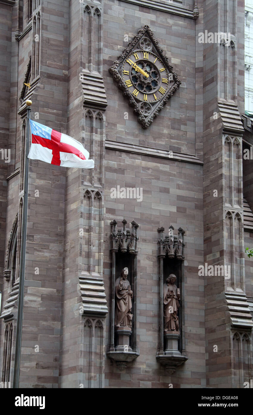Trinity Church in lower Manhattan Stock Photo - Alamy