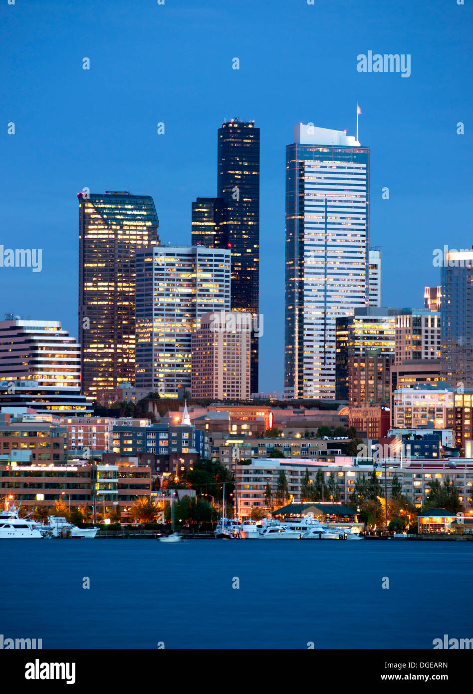 Sunset over Seattle and Lake Union Lakefront Stock Photo - Alamy
