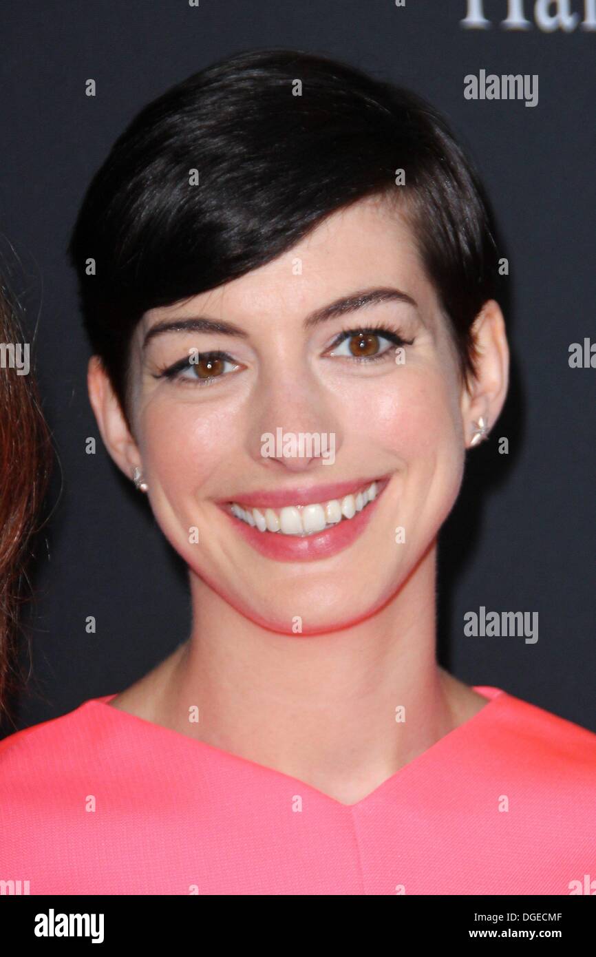 Los Angeles, California, USA. 19th Oct, 2013. Anne Hathaway attends ...