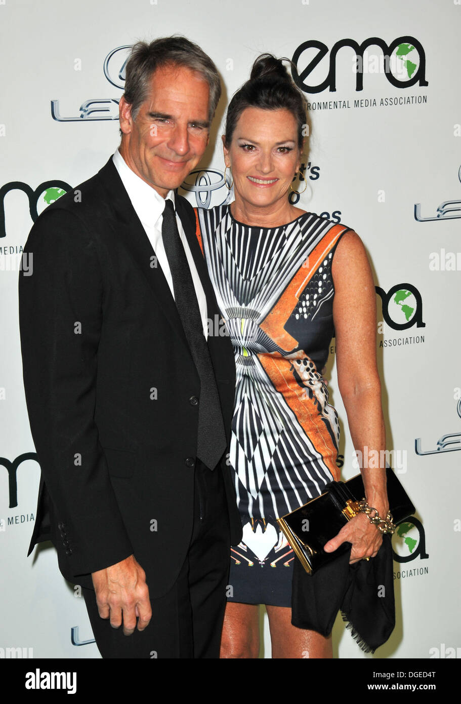 Los Angeles, California, USA. 19th Oct, 2013. Scott Bakula attending ...