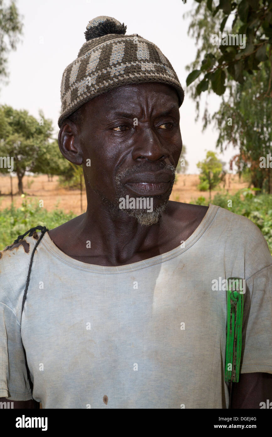 Senegal tribe hi-res stock photography and images - Alamy