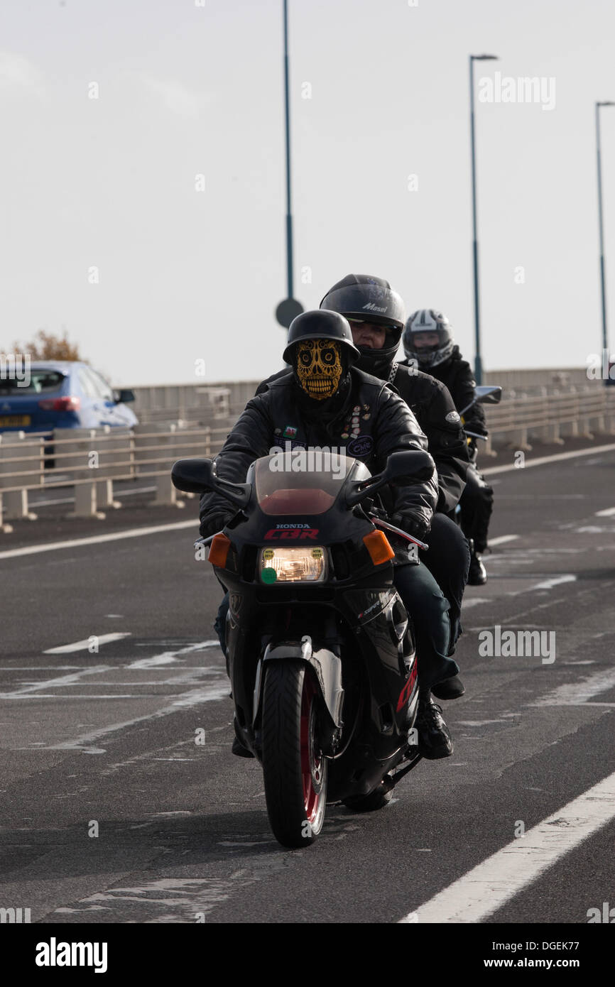 Severn Bridge, UK. 20th Oct, 2013. The Sun always comes out for Hoggin ...