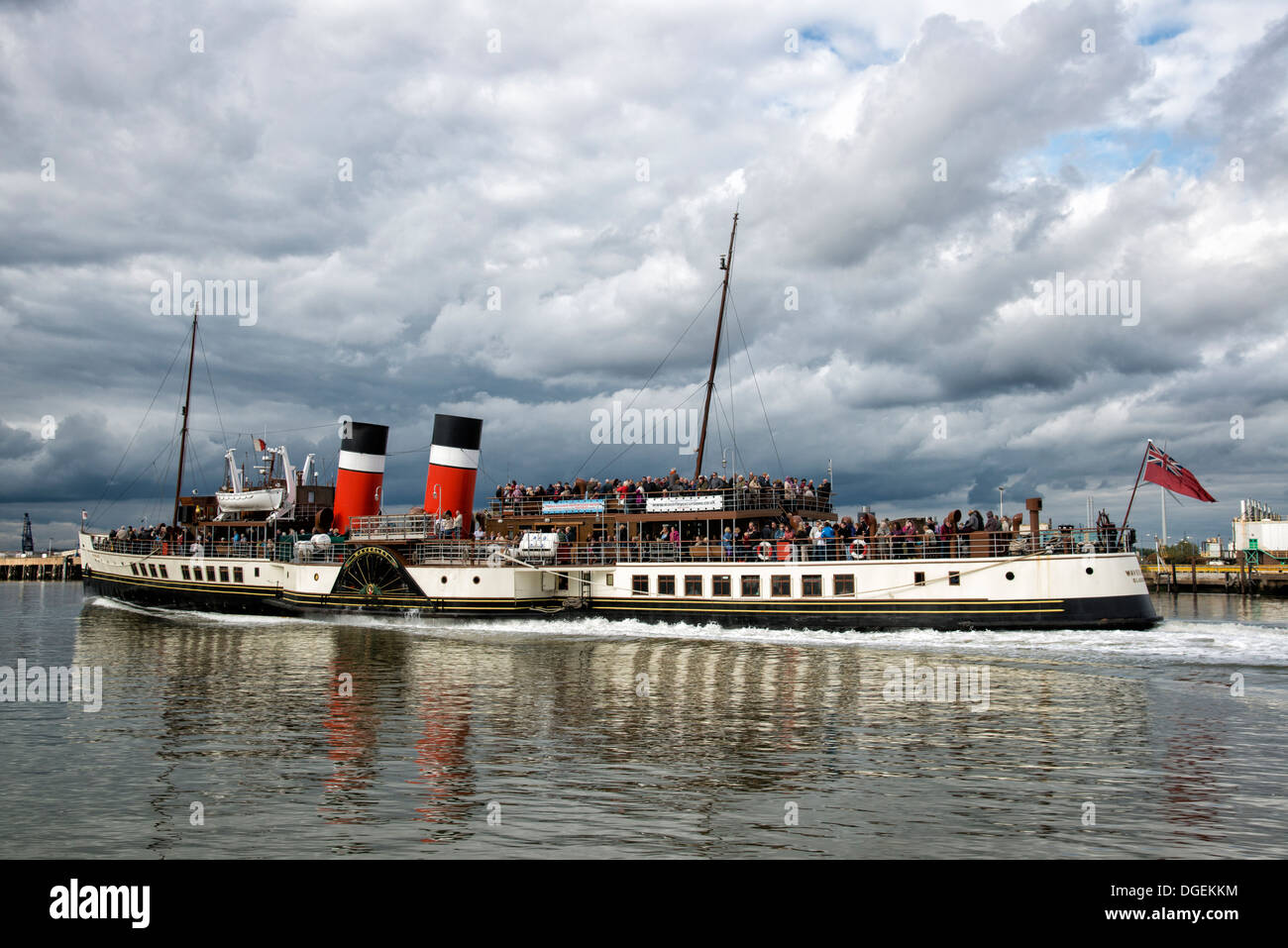 The last sea going paddle steamer in the world. The PS Waverley makes ...