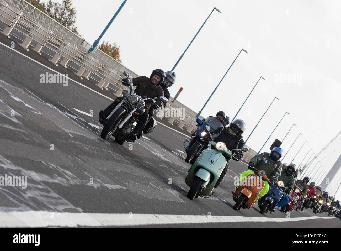 Hogging the bridge hi-res stock photography and images - Alamy