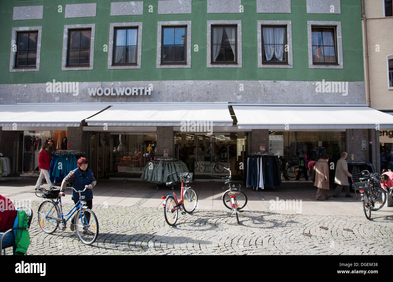 Woolworth germany hi-res stock photography and images - Alamy