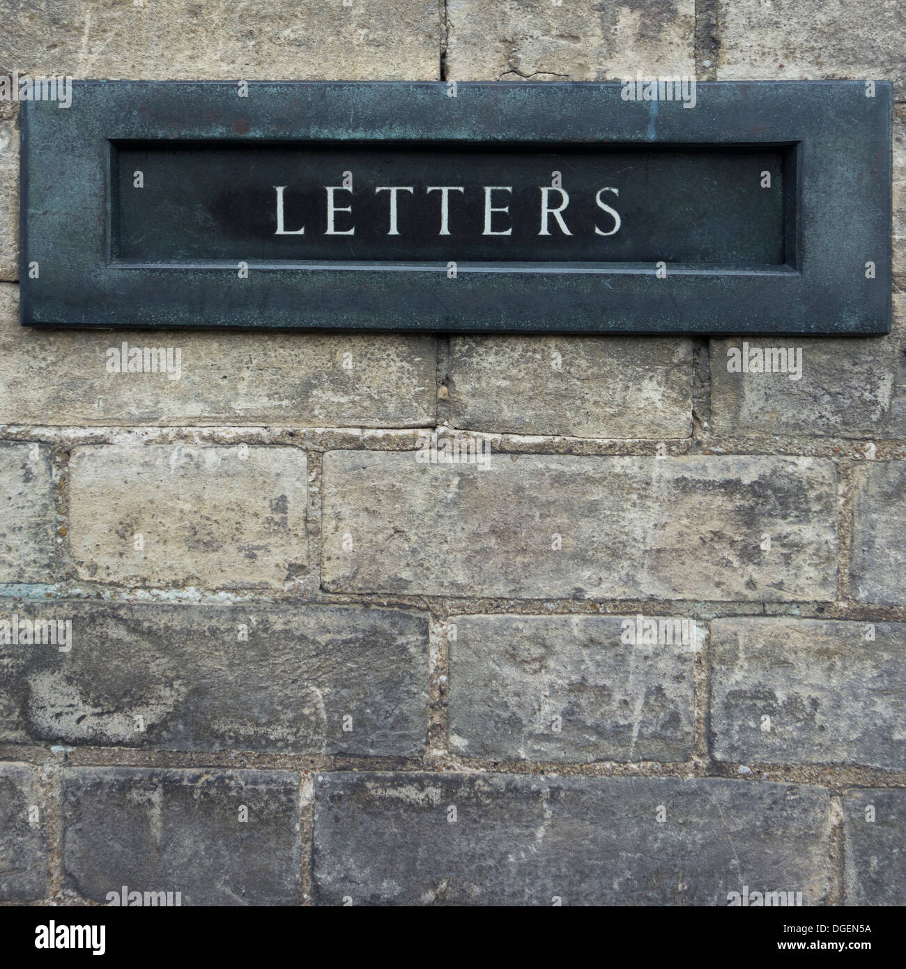Brick letterbox hi-res stock photography and images - Alamy