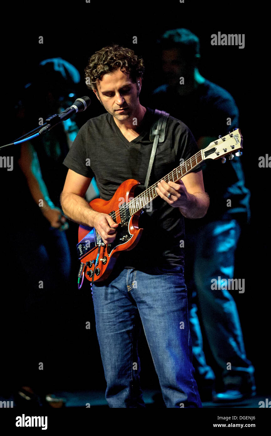 Dweezil zappa son frank zappa hi-res stock photography and images - Alamy