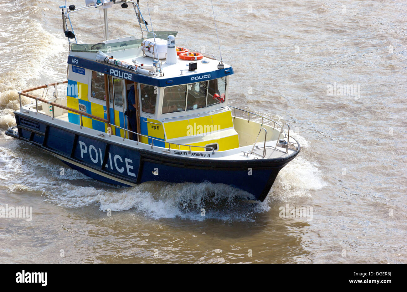 Metropolitan police river launch hi-res stock photography and images ...