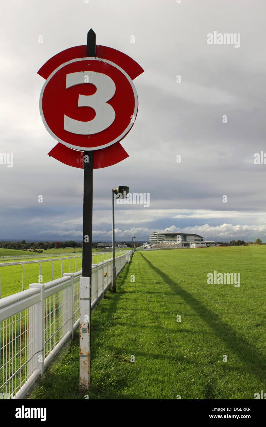 Three furlong marker hi-res stock photography and images - Alamy