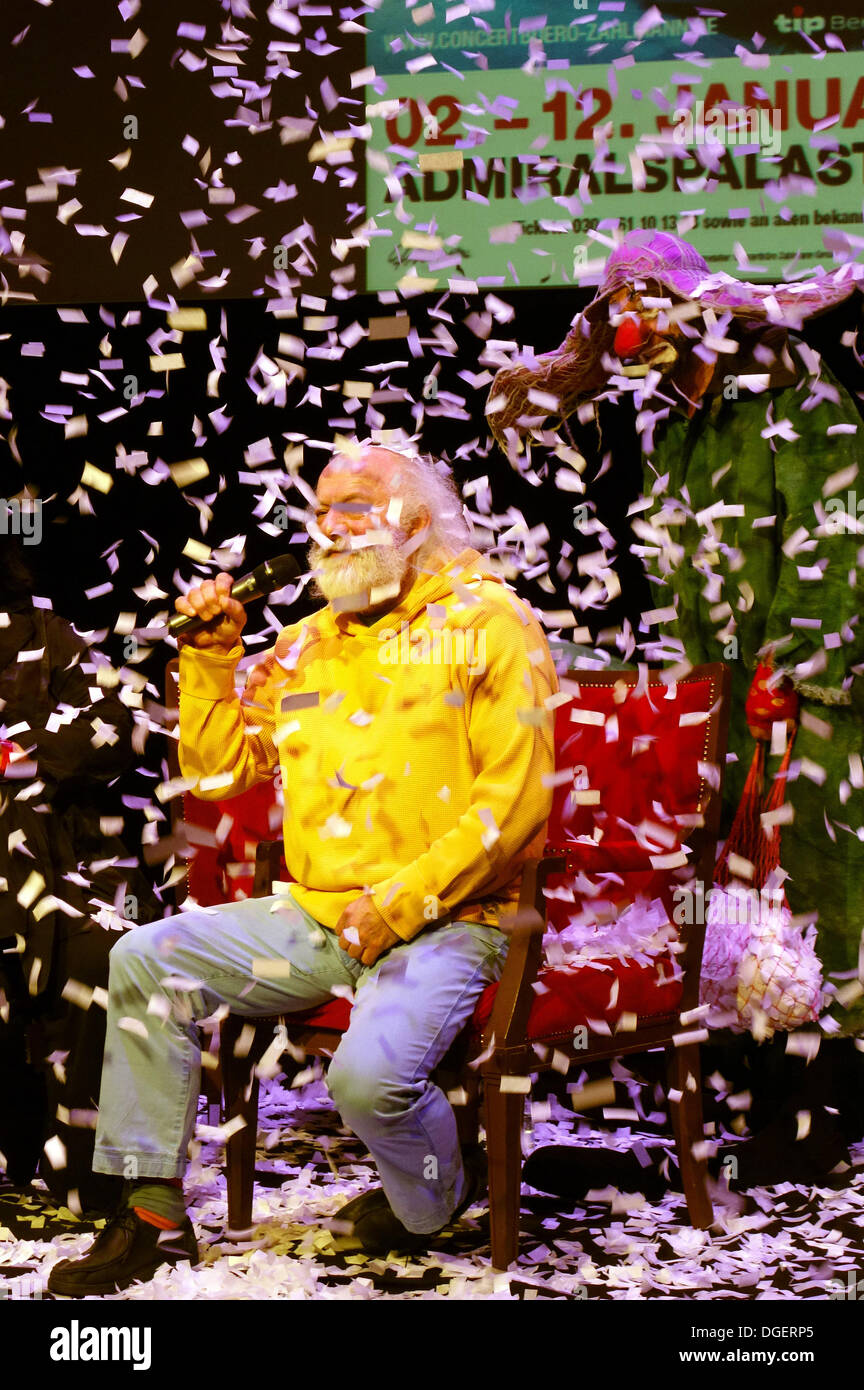 Russian clown hi-res stock photography and images - Alamy