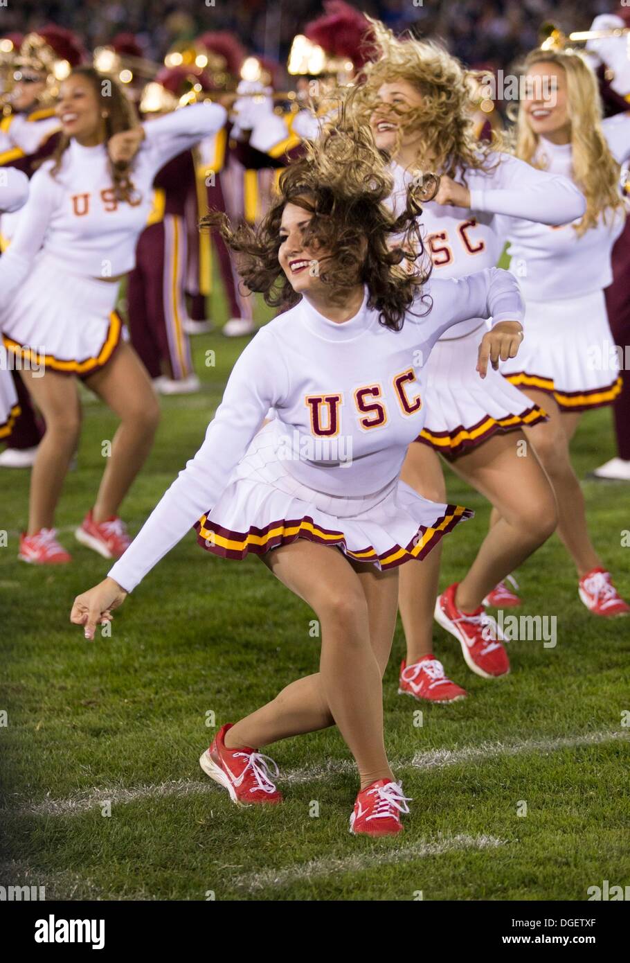Usc song girls hi-res stock photography and images - Alamy