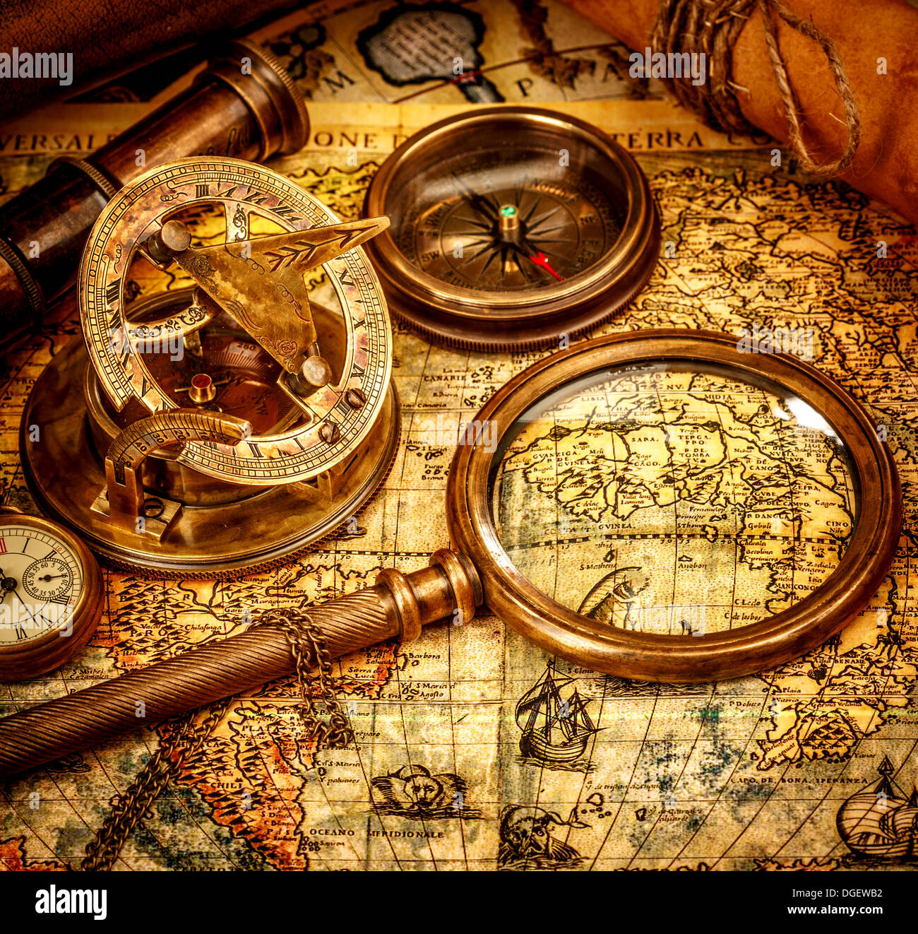 Old compass on map hi-res stock photography and images - Alamy