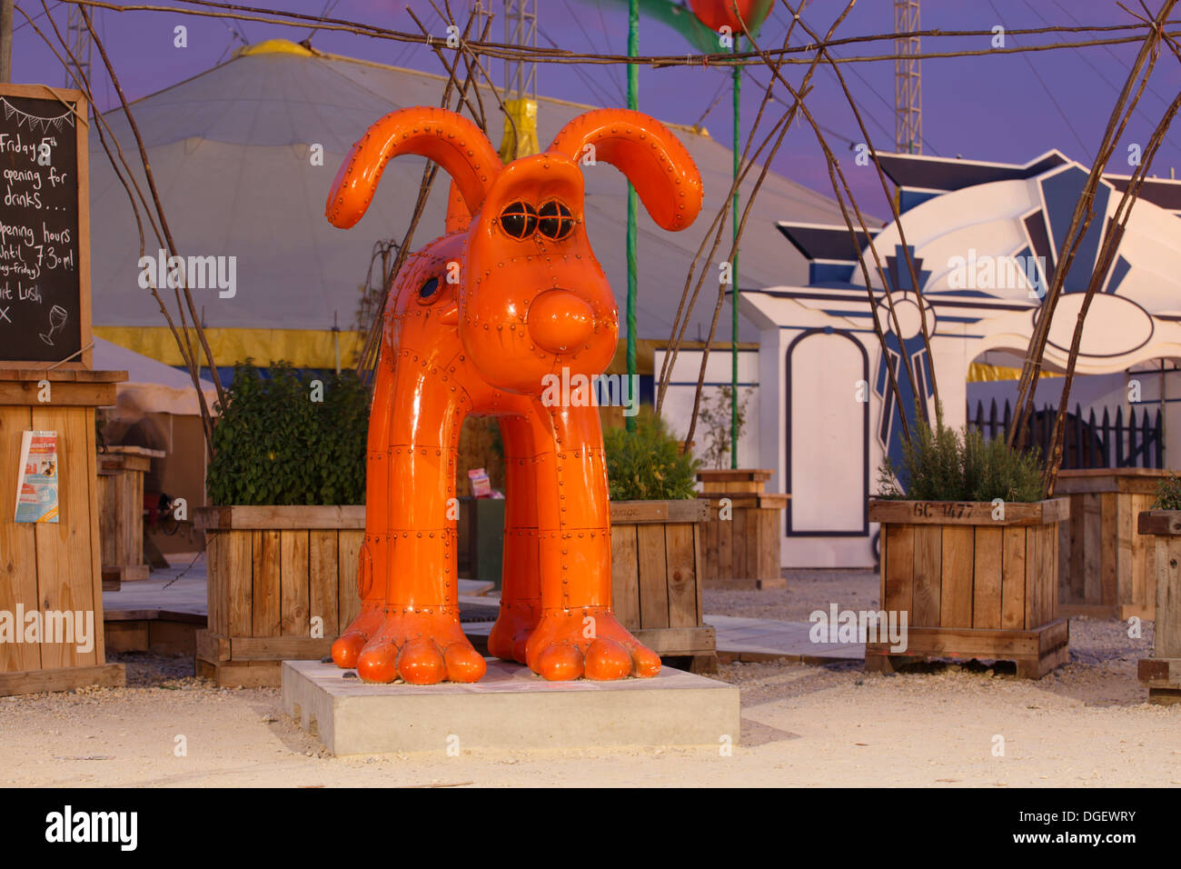 'A Grand Day Out' at Creative Common from the Gromit Unleashed Art ...
