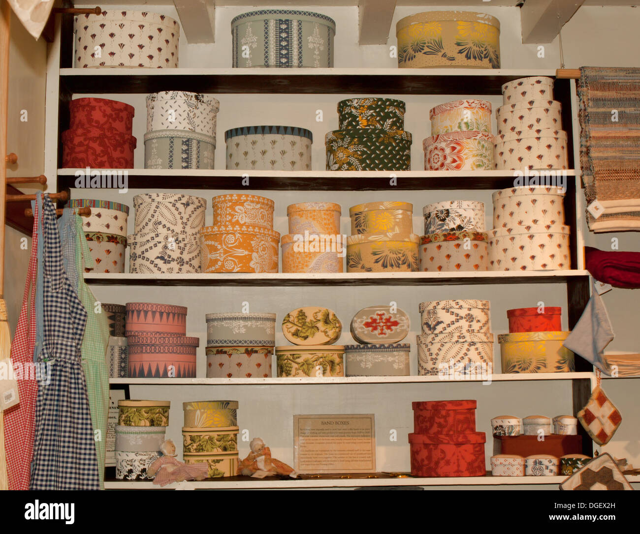 Band box hi-res stock photography and images - Alamy