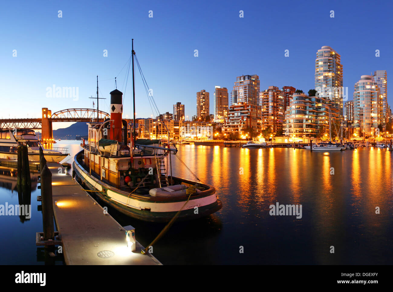 Tugboat vancouver british columbia hi-res stock photography and images - Alamy