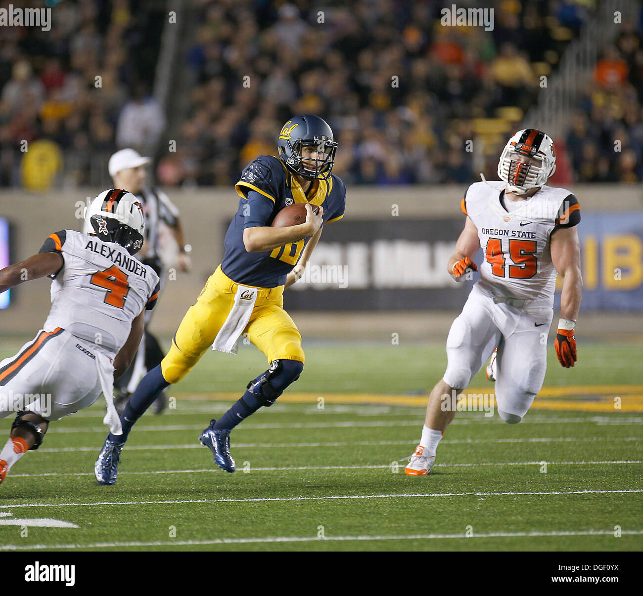 Jared goff 2013 hi-res stock photography and images - Alamy
