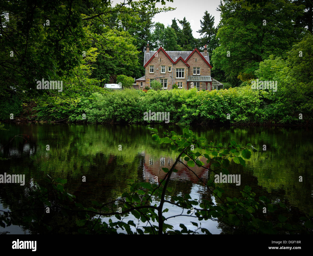 Peaceful house exterior hi-res stock photography and images - Alamy