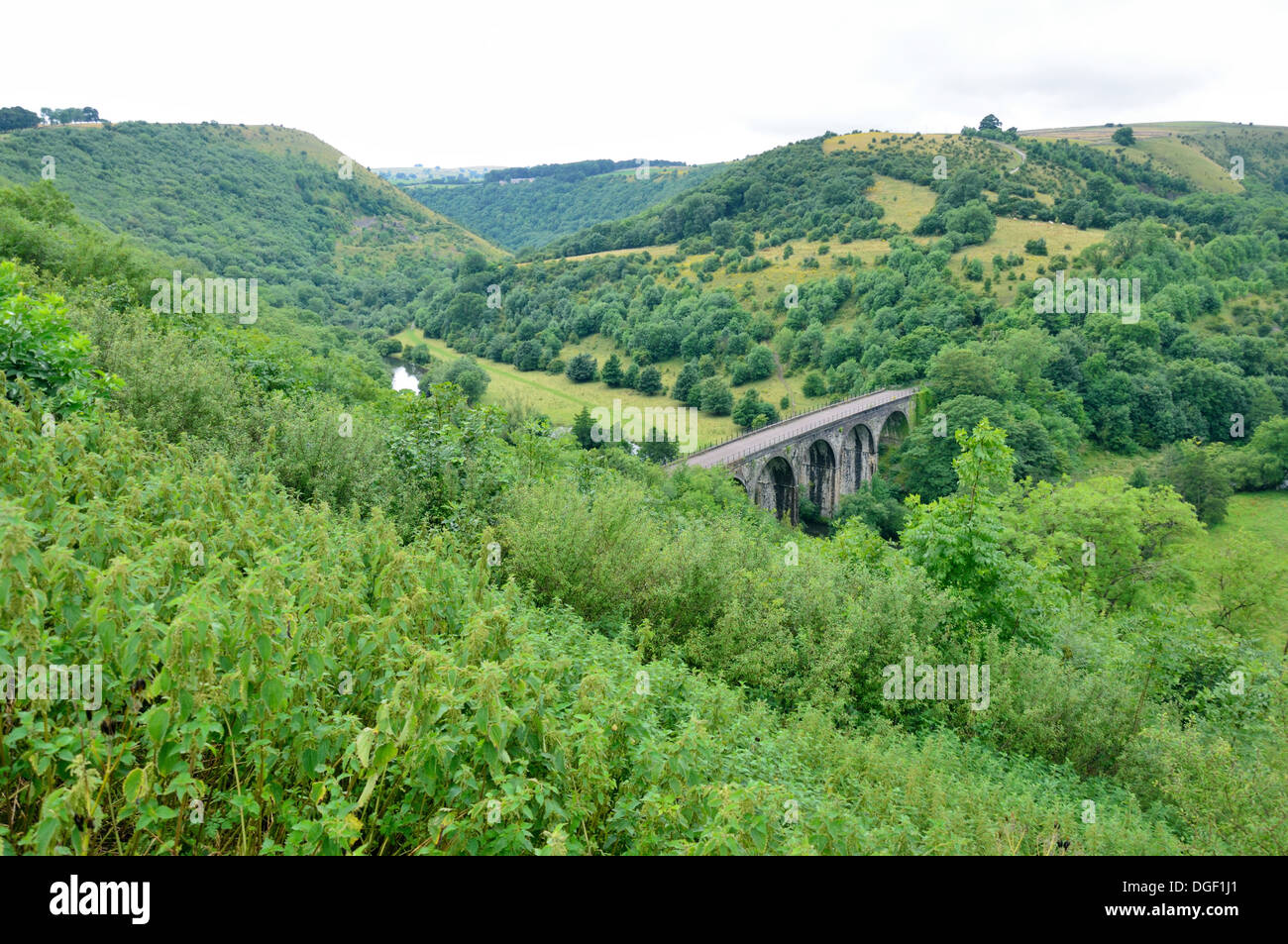Headstone Viaduct, Monsall Valley (Monsall Dale Viaduct Stock Photo - Alamy
