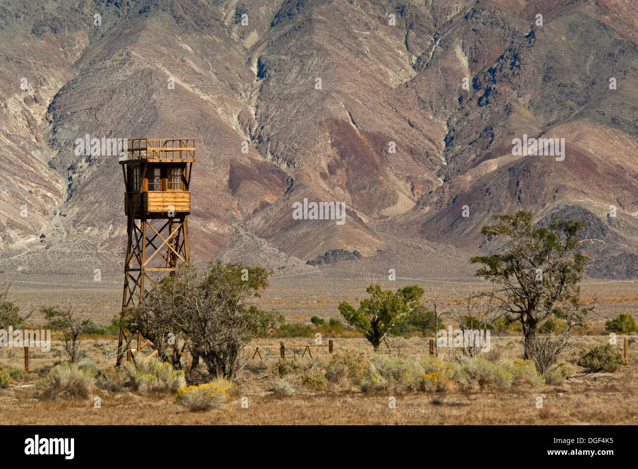 Replica Guard Tower, Manzanar Japanese World War II internment camp ...