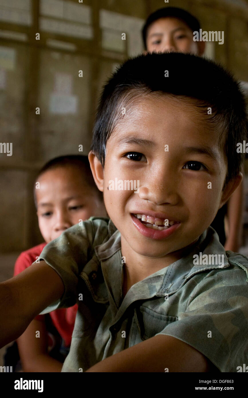 Rundown classroom hi-res stock photography and images - Alamy