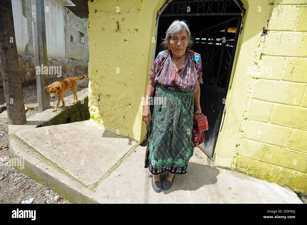 Guatemala indigenous woman in traditional clothing guipil (blouse) and ...