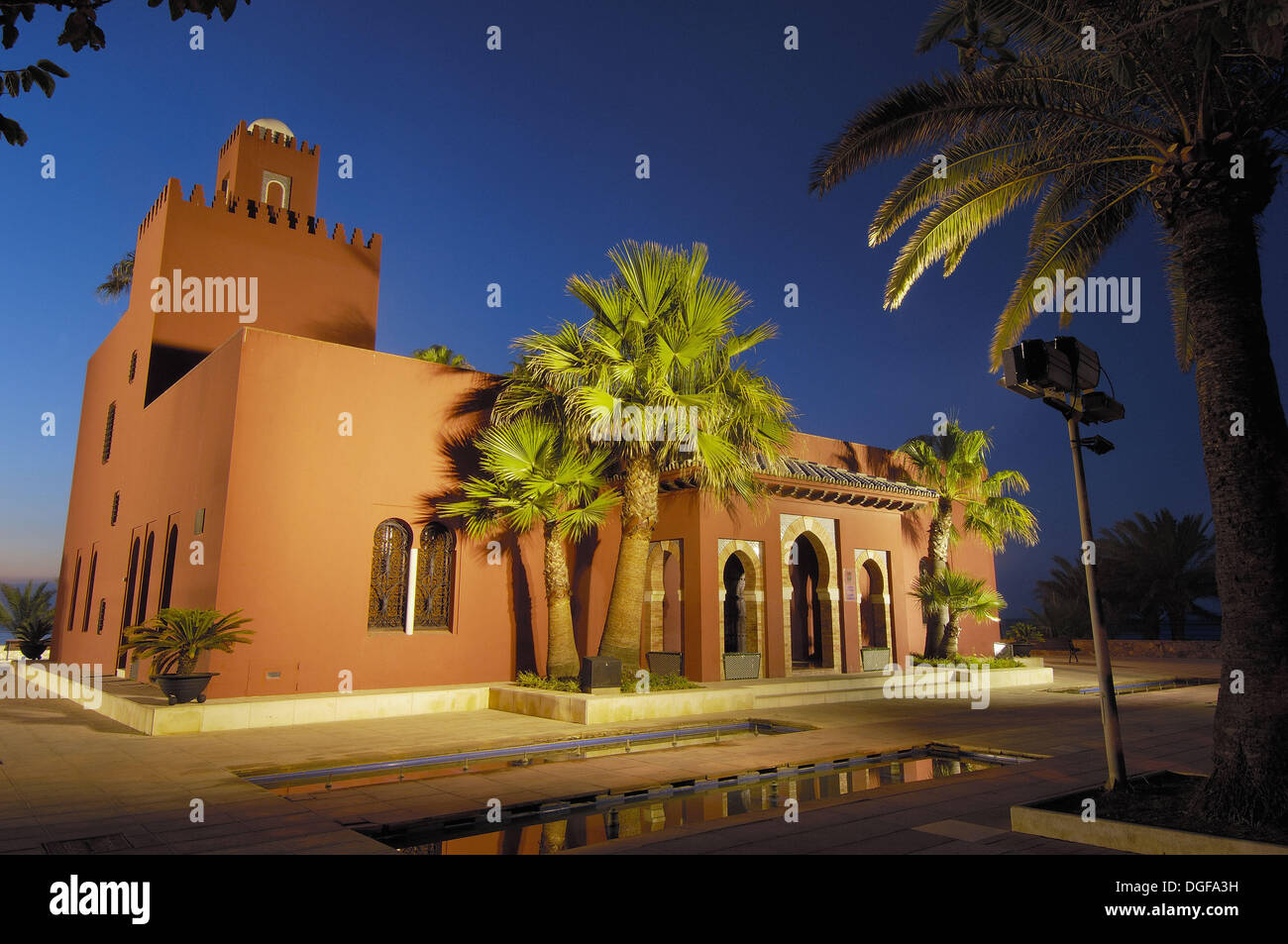 Neo arabic architecture hi-res stock photography and images - Alamy