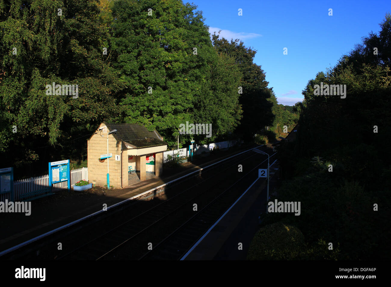 Platform 1 Chirk railway station Stock Photo - Alamy